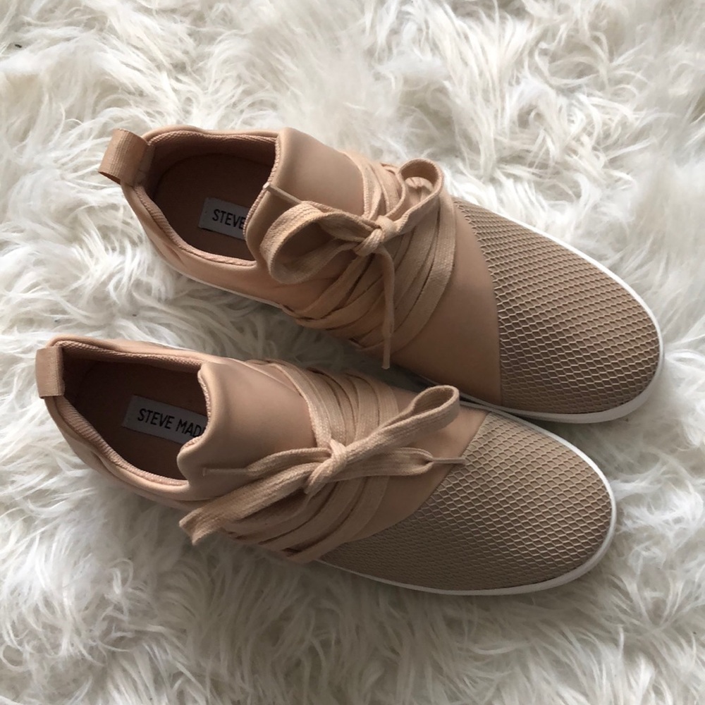 Steve Madden Lancer Sneaker - Gem